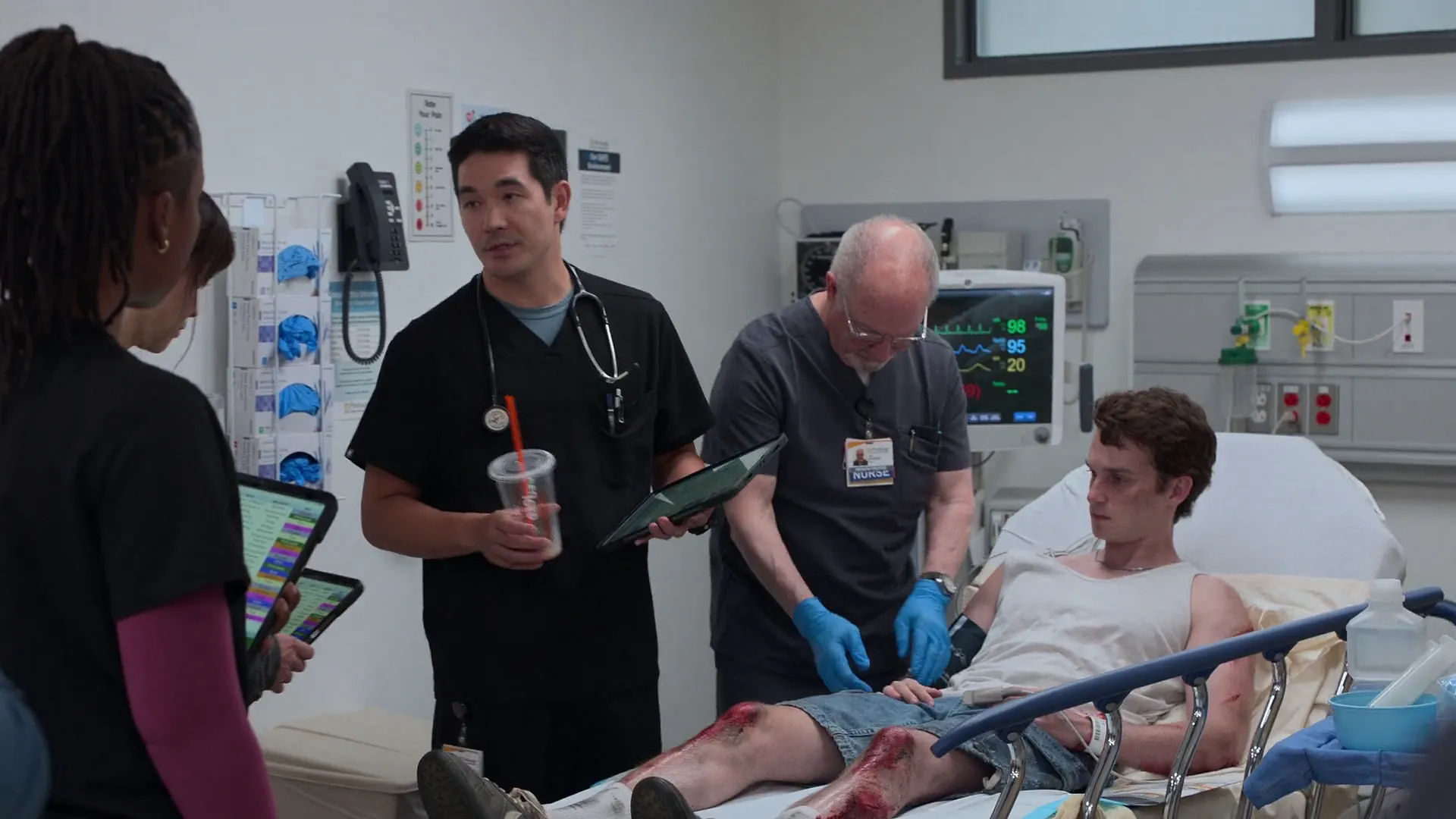 Download The Pitt Season 2 2026 Hindi Dual Audio WEB-DL 720p - 1080p EP ...